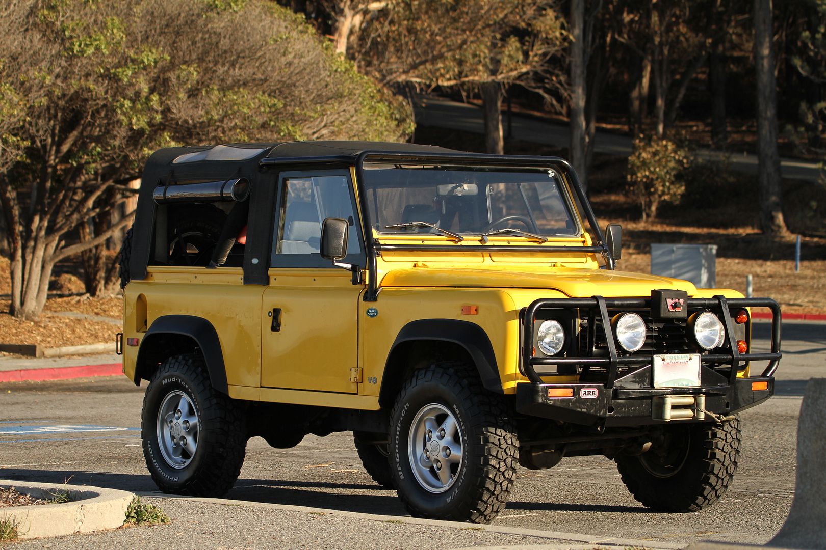 Buy used SHARP 1994 LAND ROVER DEFENDER 90 SOFT TOP AA YELLOW, ARB ...